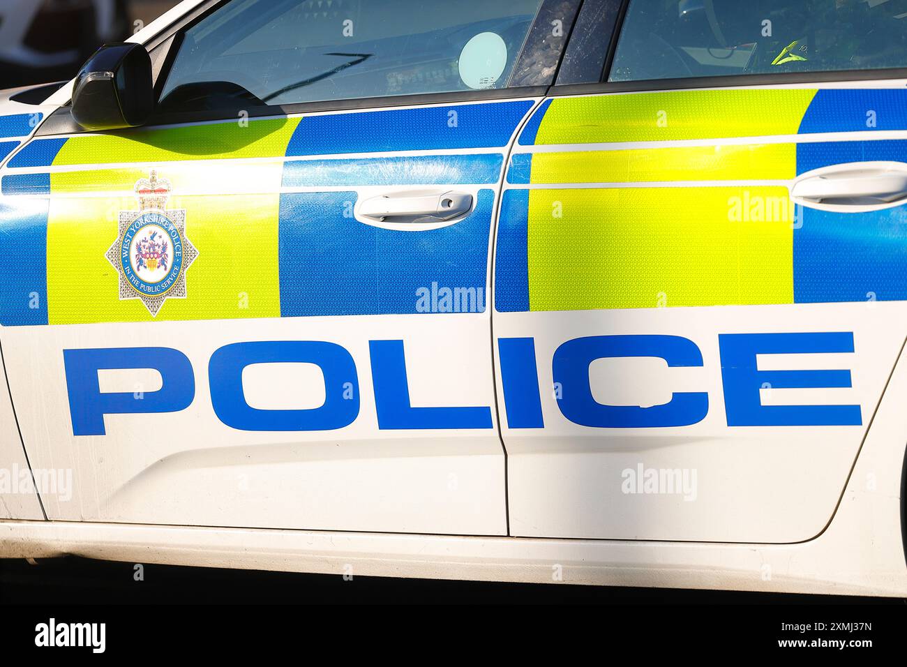 Police signage hi-res stock photography and images - Alamy