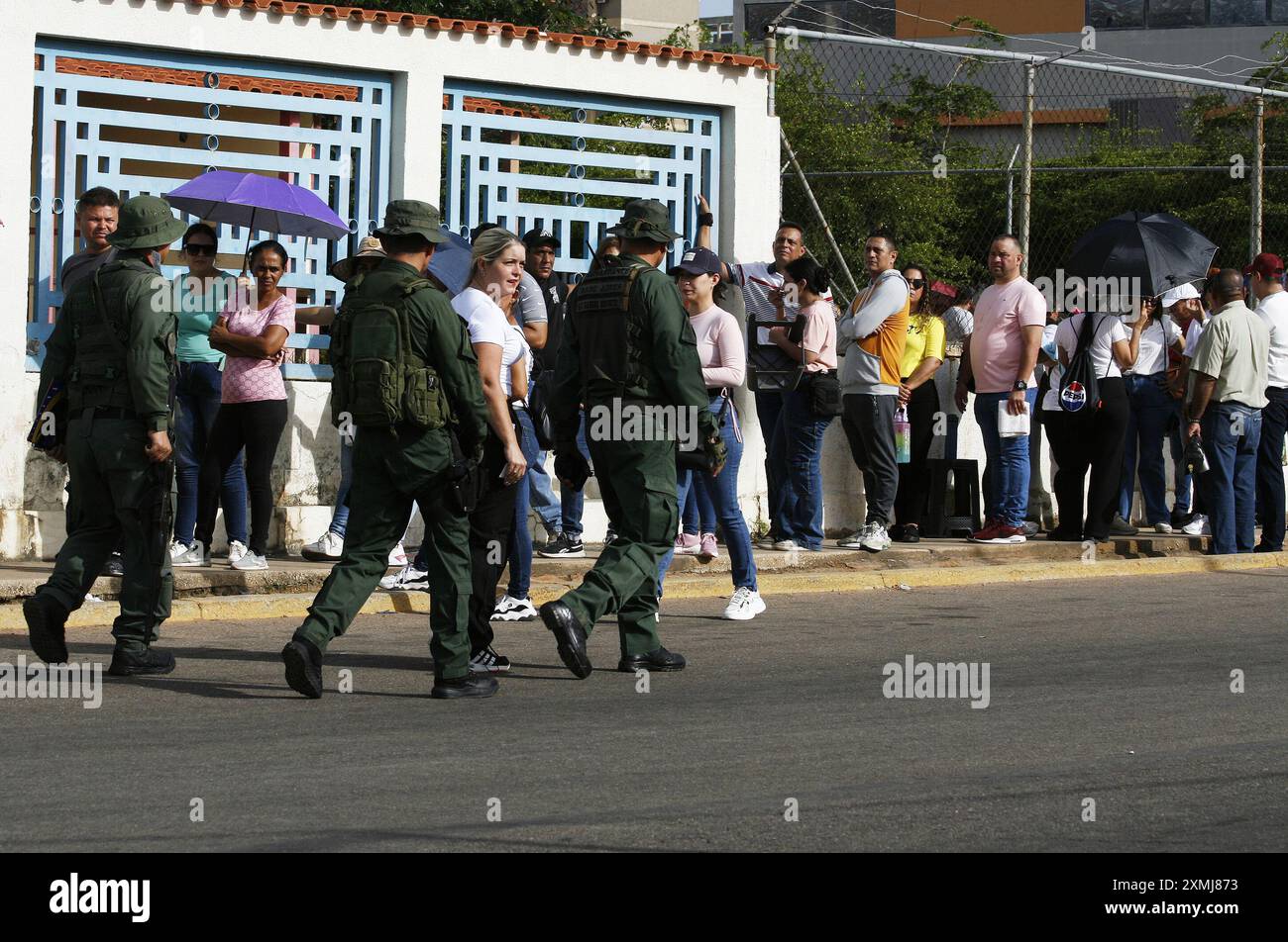 Voting machines 2024 hi-res stock photography and images - Alamy