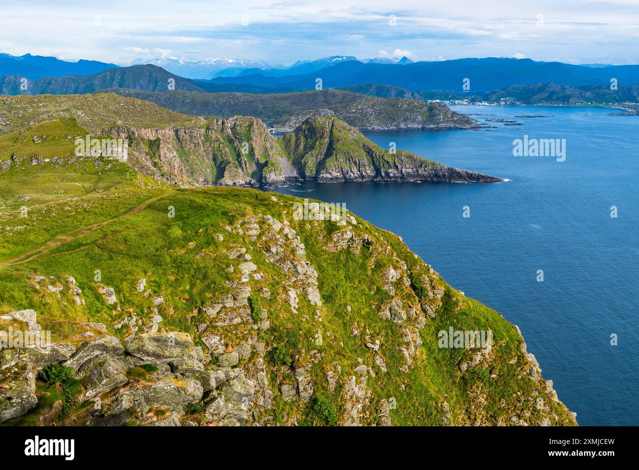 Scenic Landscape of Runde Island in the Sørøyane Archipelago, Herøy ...