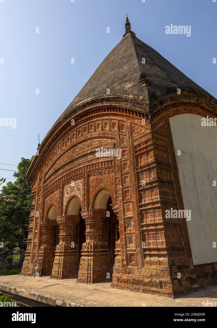 The Pancharatna Govinda temple, Rajshahi Division, Puthia, Bangladesh Stock Photo - Alamy