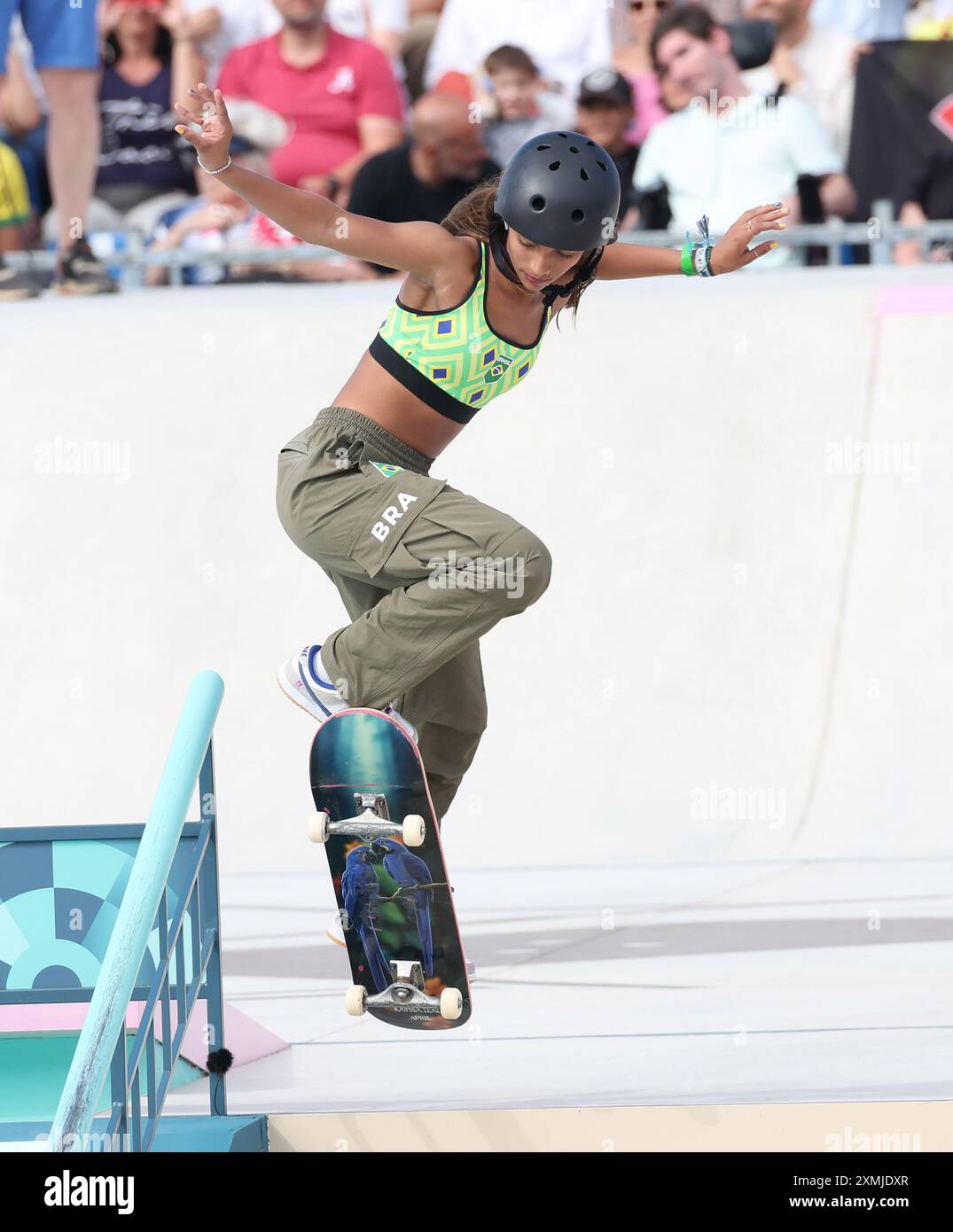 Paris, France. 28th July, 2024. Brazil's Rayssa Leal performs in the ...