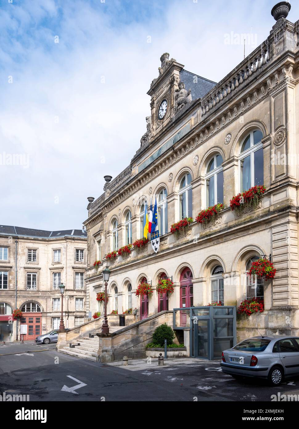 laon, france, 21 july 2024: hotel de ville of old medieval fortified ...
