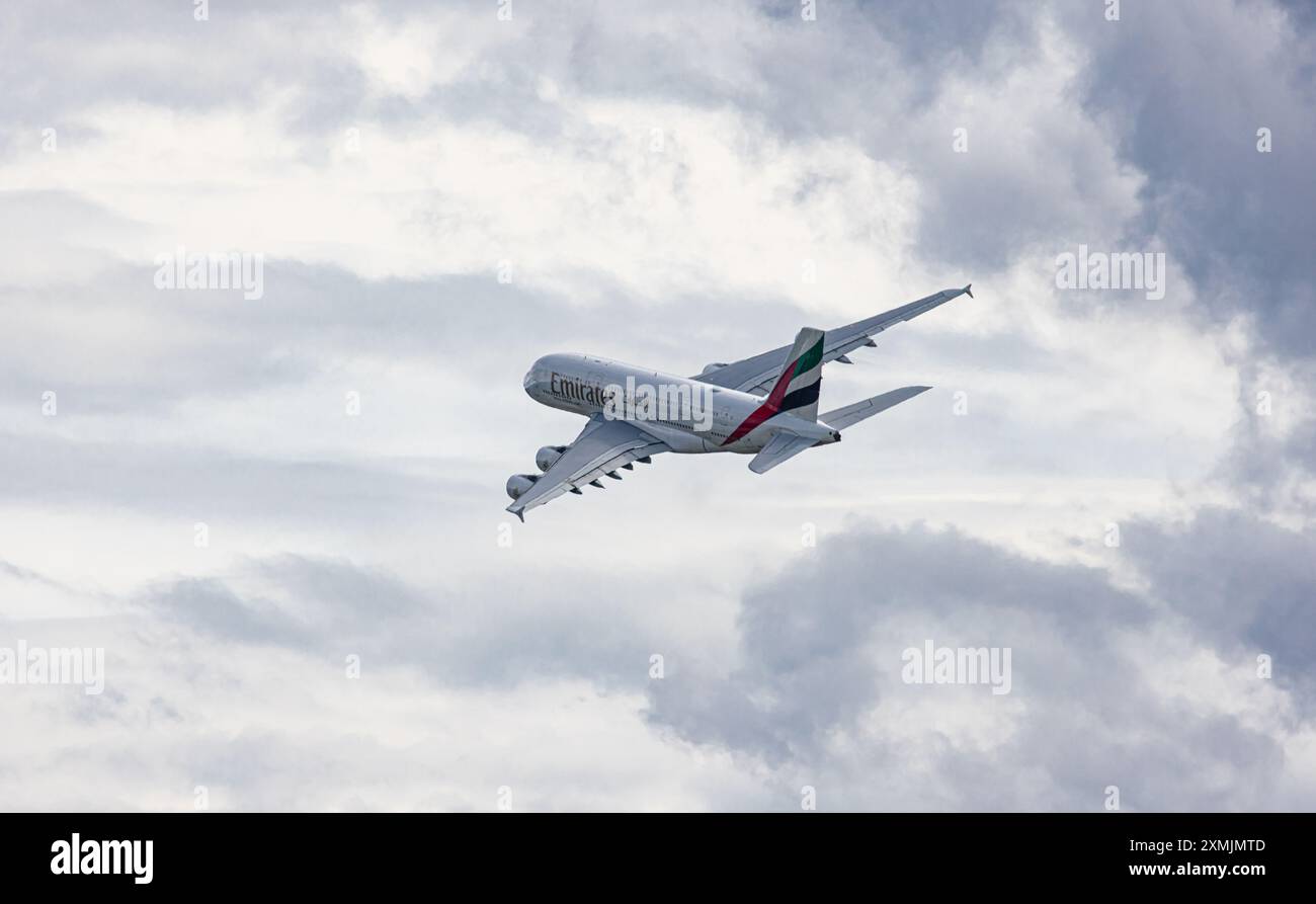 Initial climb hi-res stock photography and images - Alamy