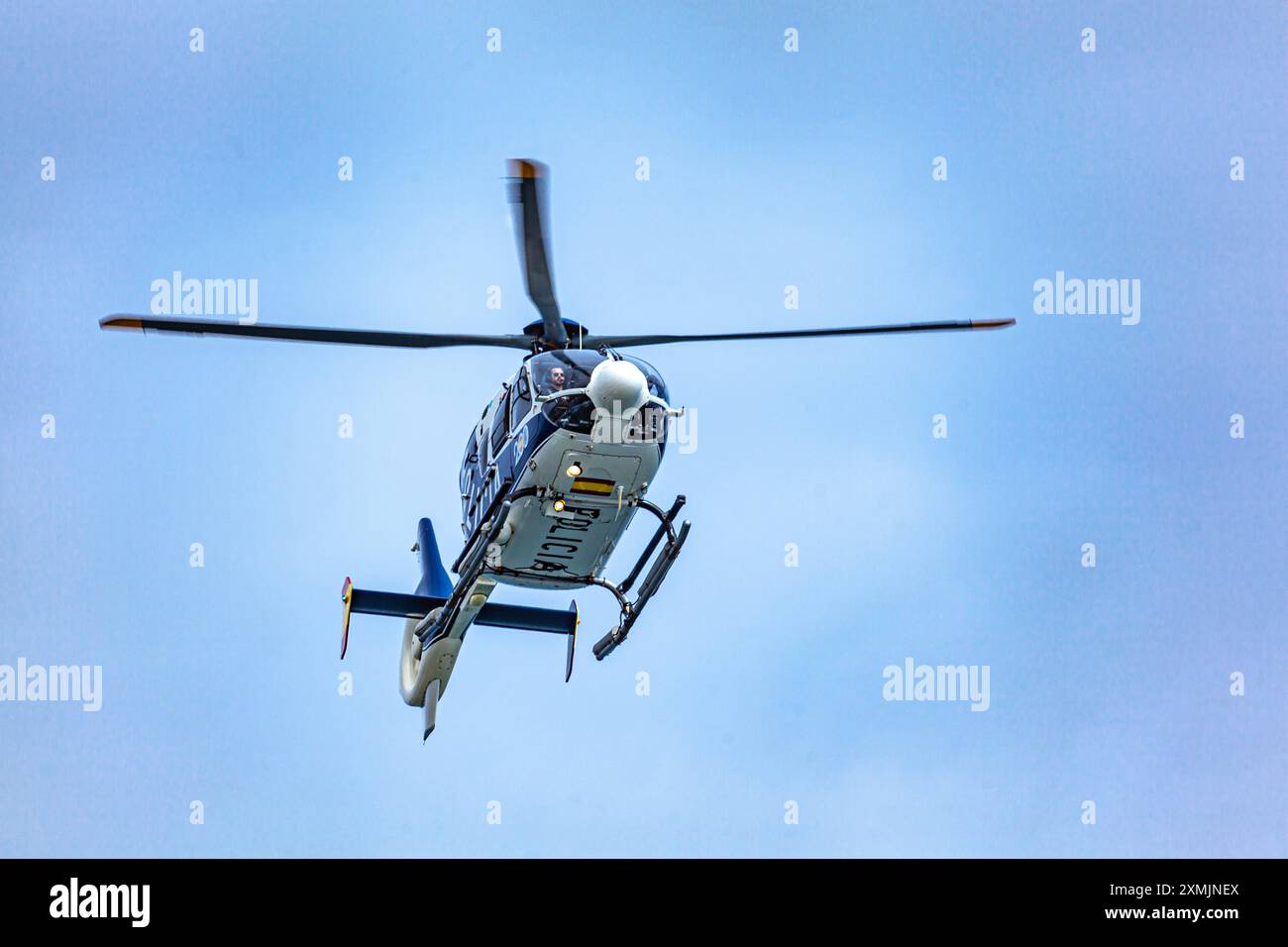 Spanish National Police performing a surveillance manoeuvre on a cop ...