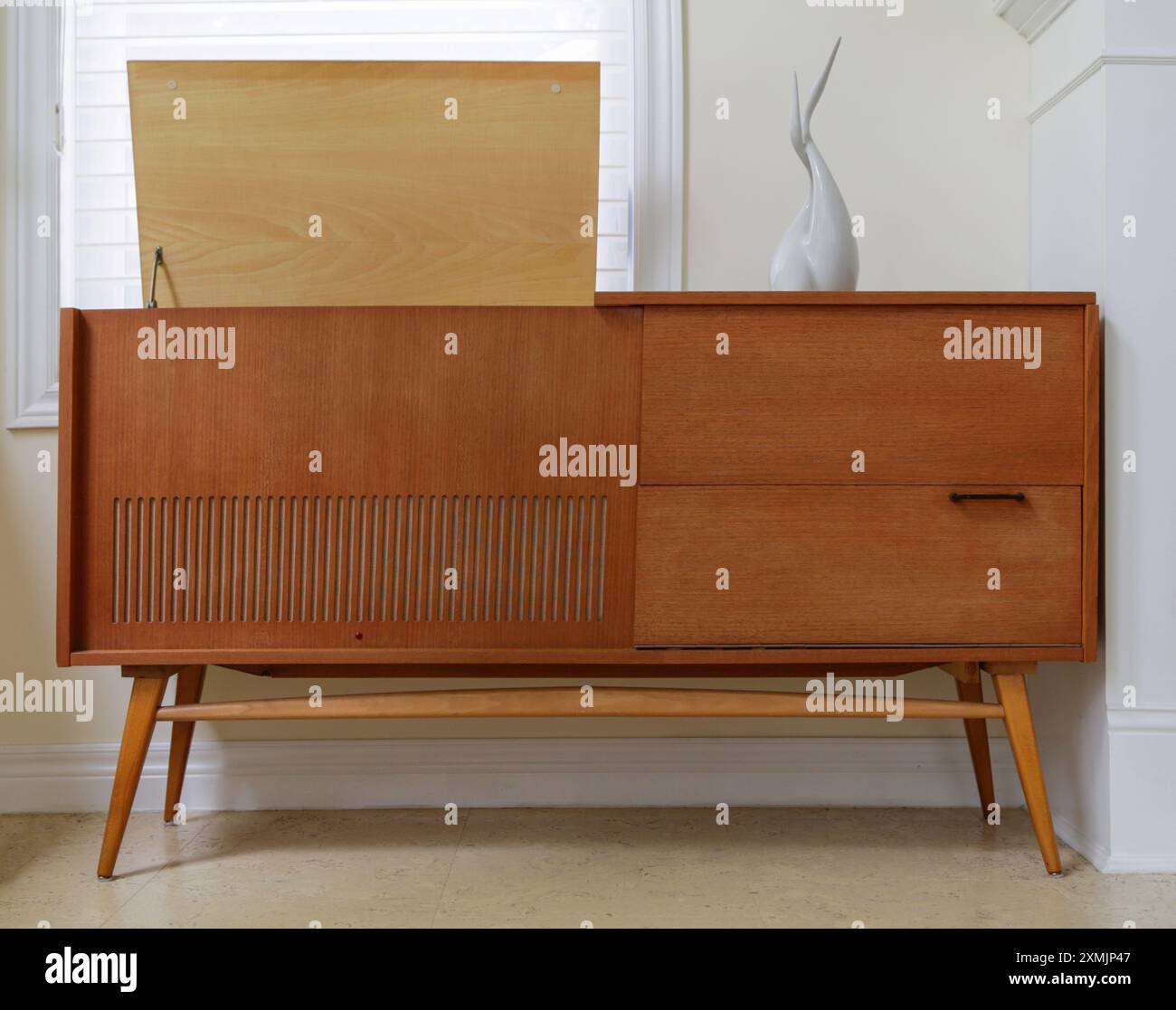 Loewe Opta Console - 1960 - Record Player Lid Open Stock Photo - Alamy