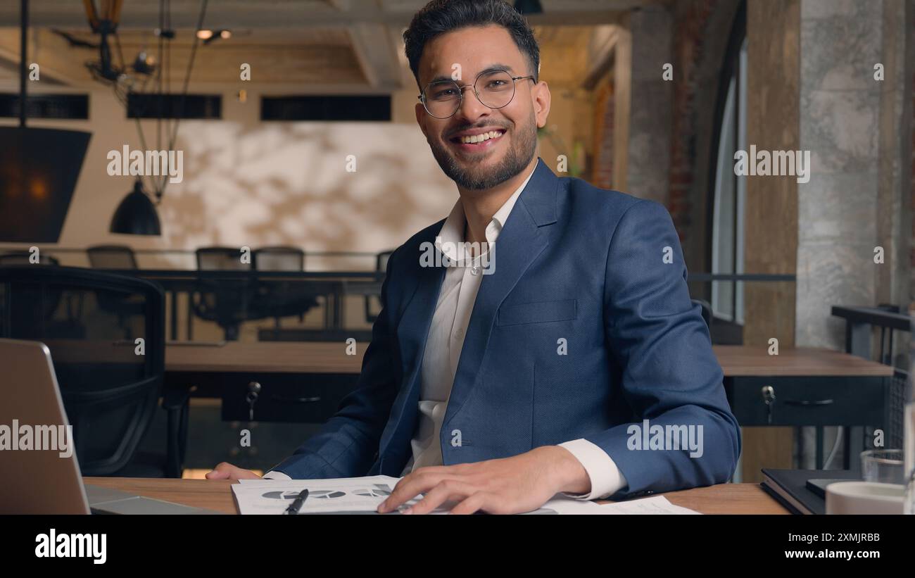 Arabian Indian man ethnic businessman employee manager analyst male ...