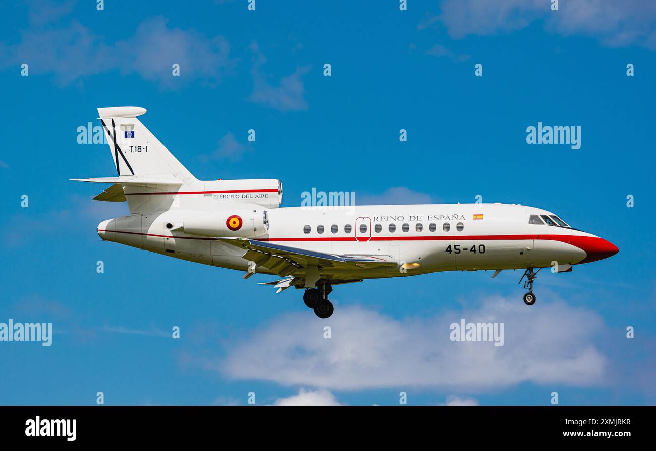 Zurich, Switzerland, 15th Jun 2024: A Dassault Falcon 900B brings the ...