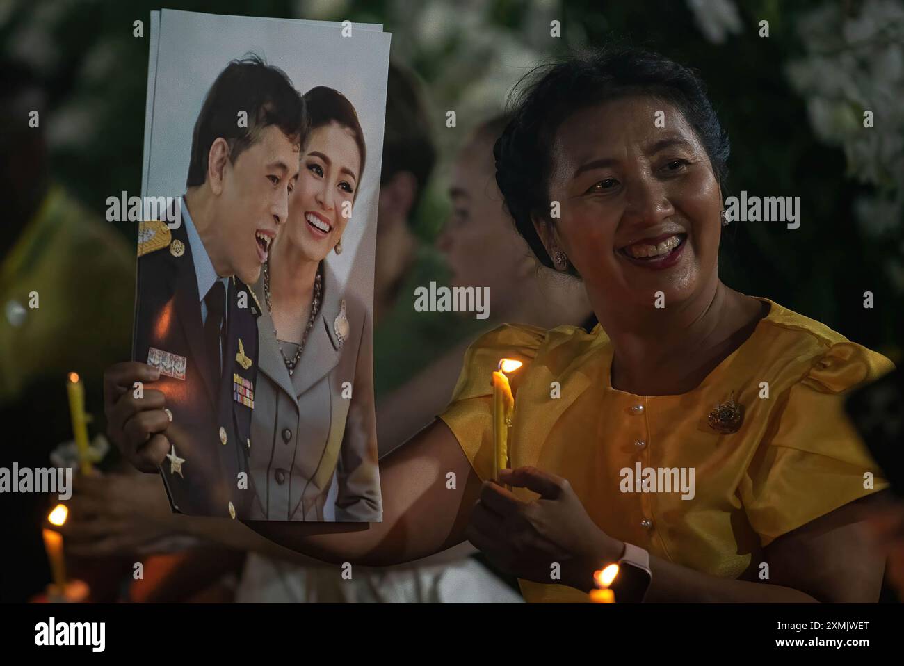 King maha vajiralongkorn suthida hi-res stock photography and images ...