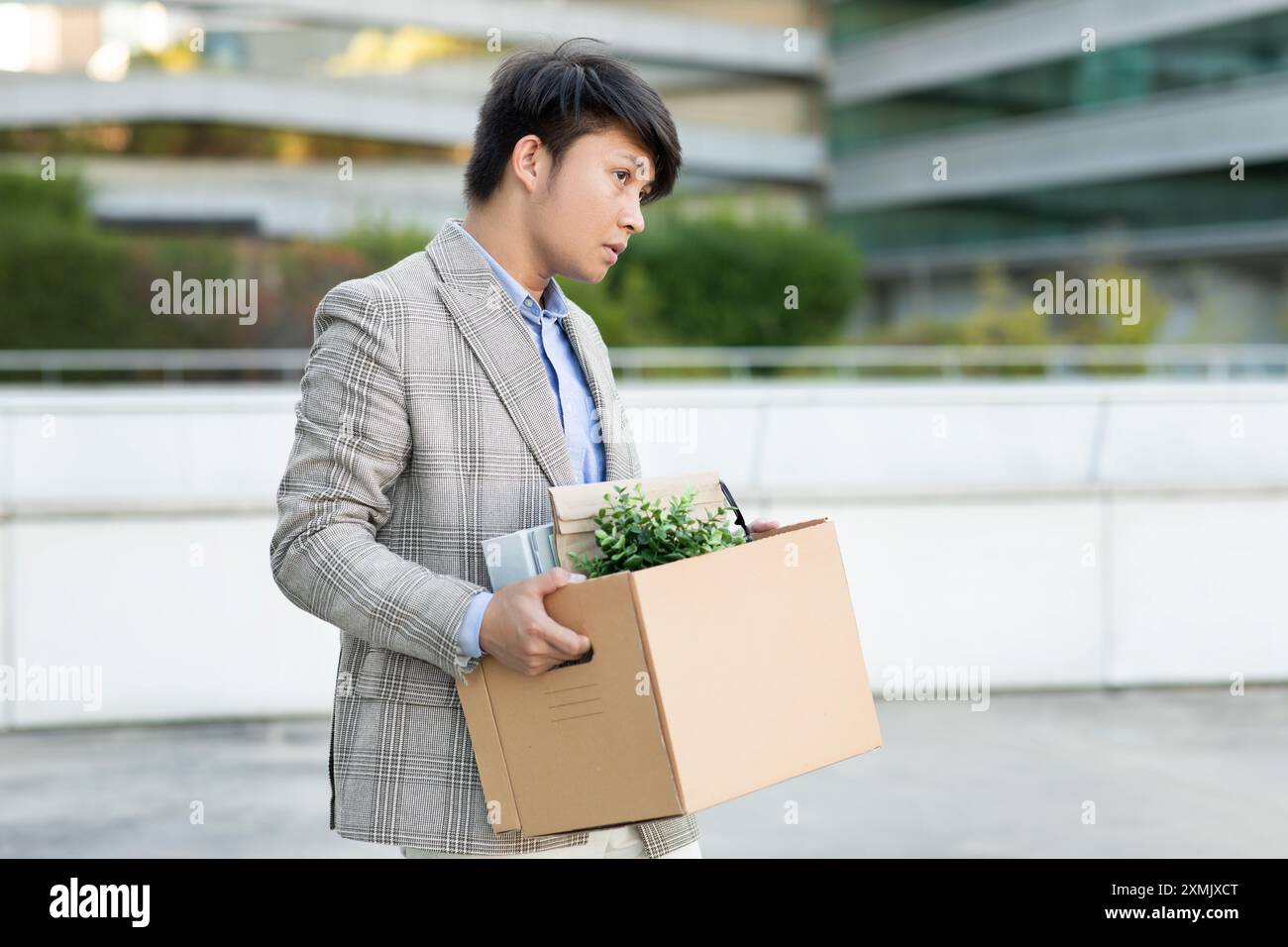 Businessman dejected man walking hi-res stock photography and images ...