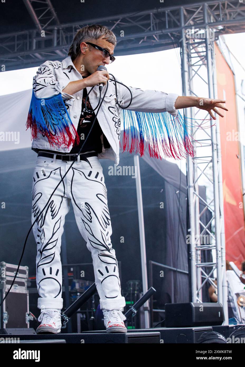 The Hoosiers, Lazydays Festival, Southend-on-Sea, Essex © Clarissa ...