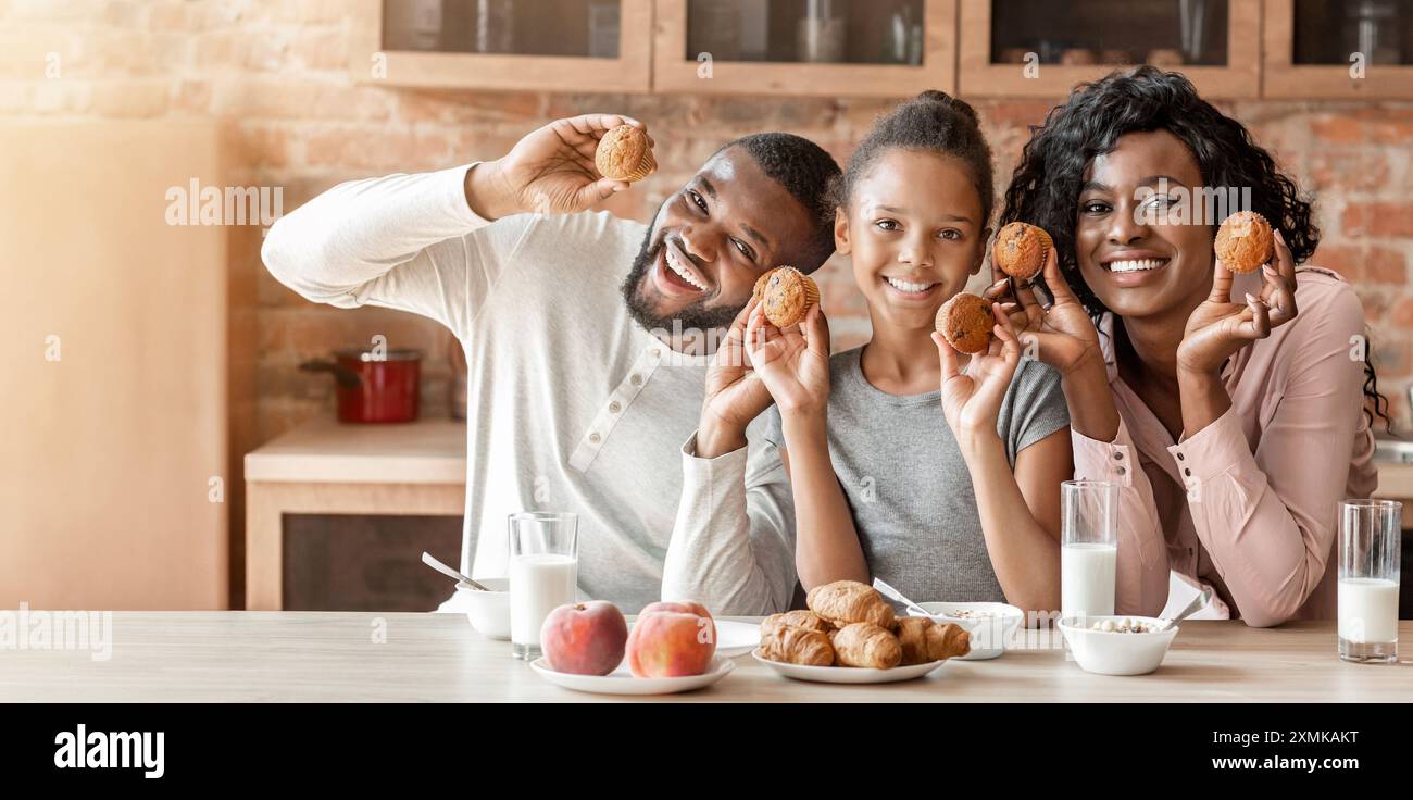 Happy family having fun during hi-res stock photography and images - Alamy