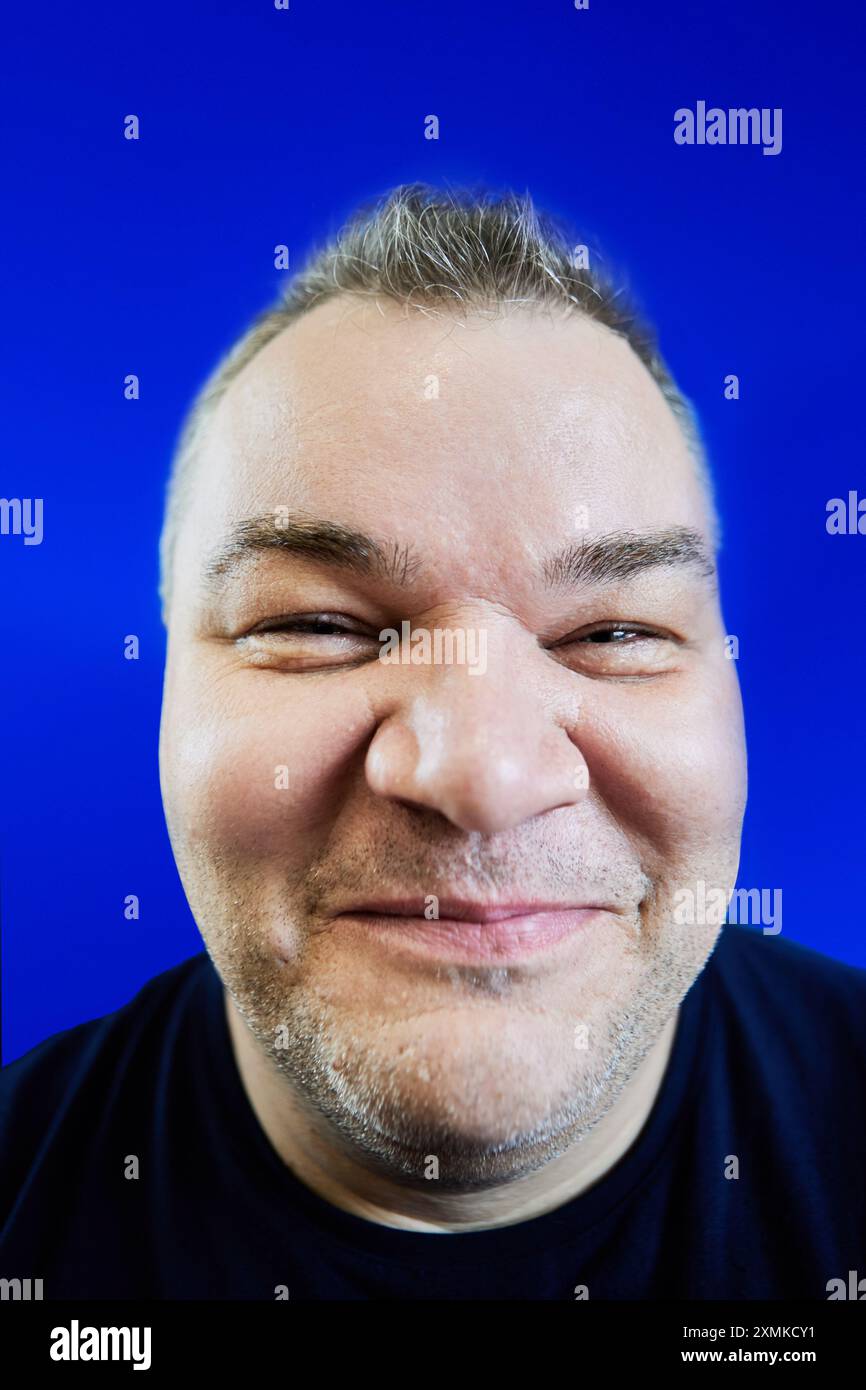 Man with distorted face hi-res stock photography and images - Alamy