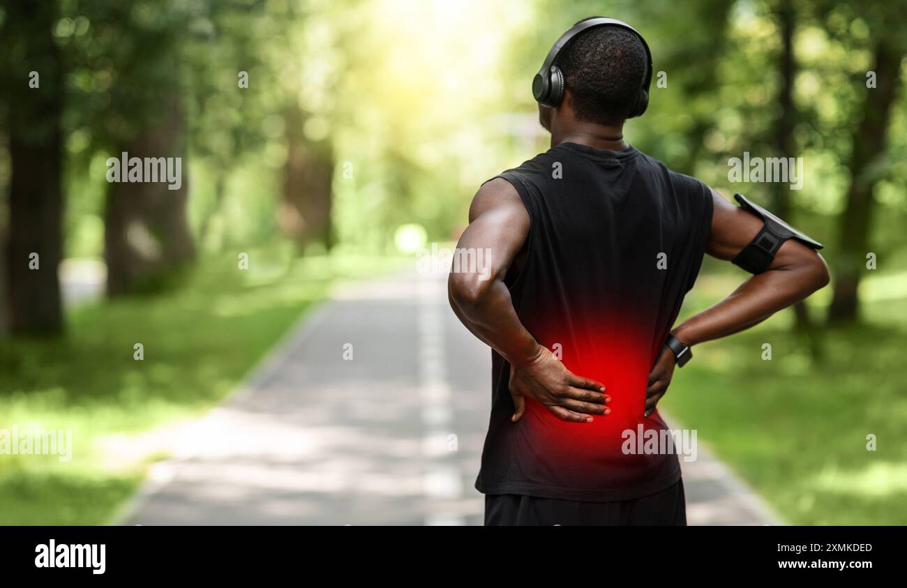Sore athletic black african man hi-res stock photography and images - Alamy