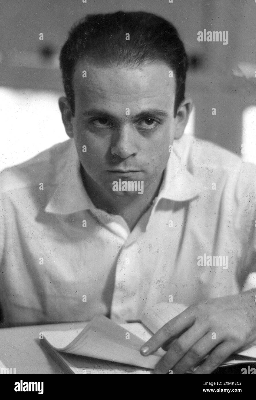 Brazilian physicist hi-res stock photography and images - Alamy
