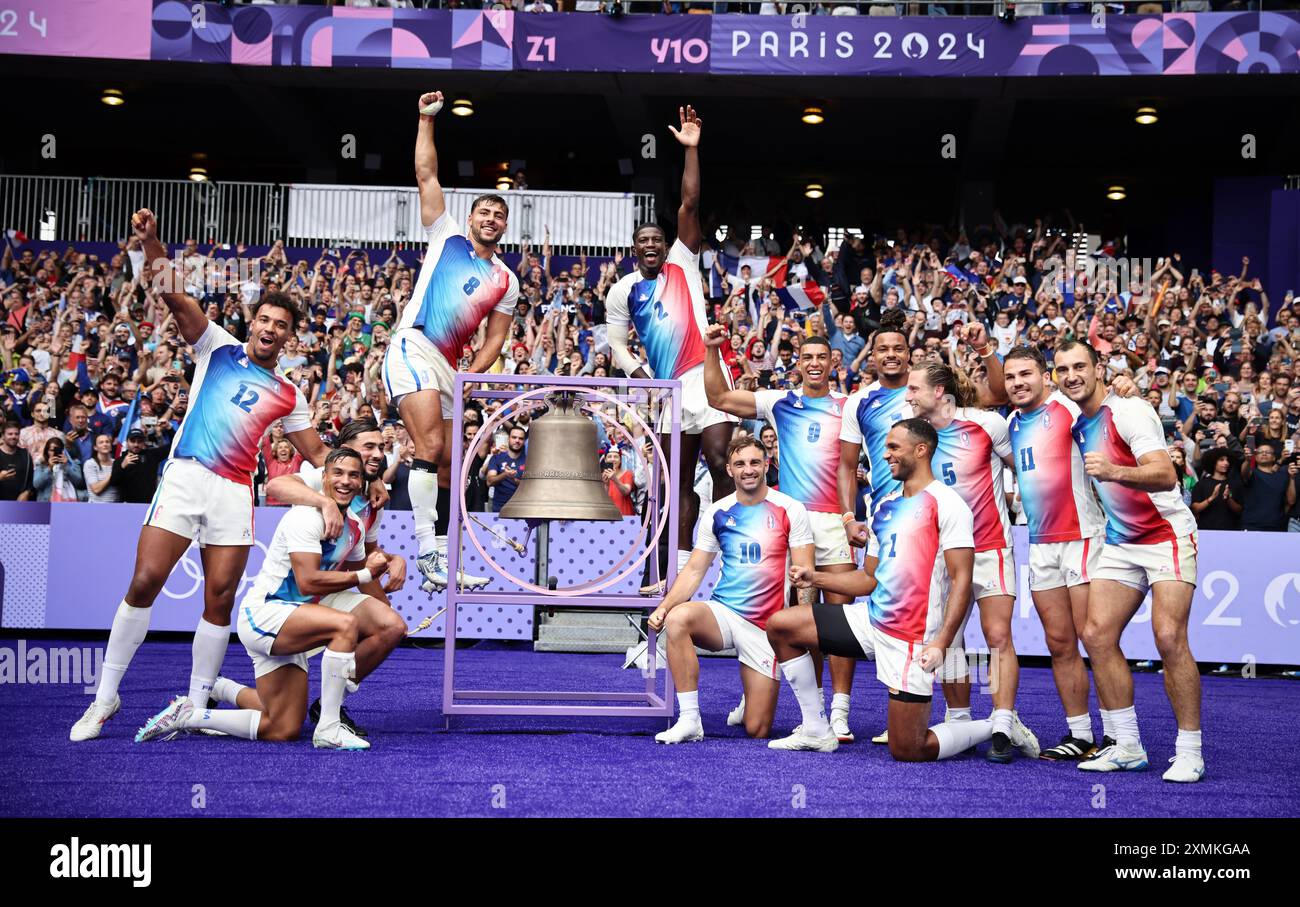 PARIS, FRANCE - JULY 27: Antoine Zeghdar of Team France and Andy Timo ...
