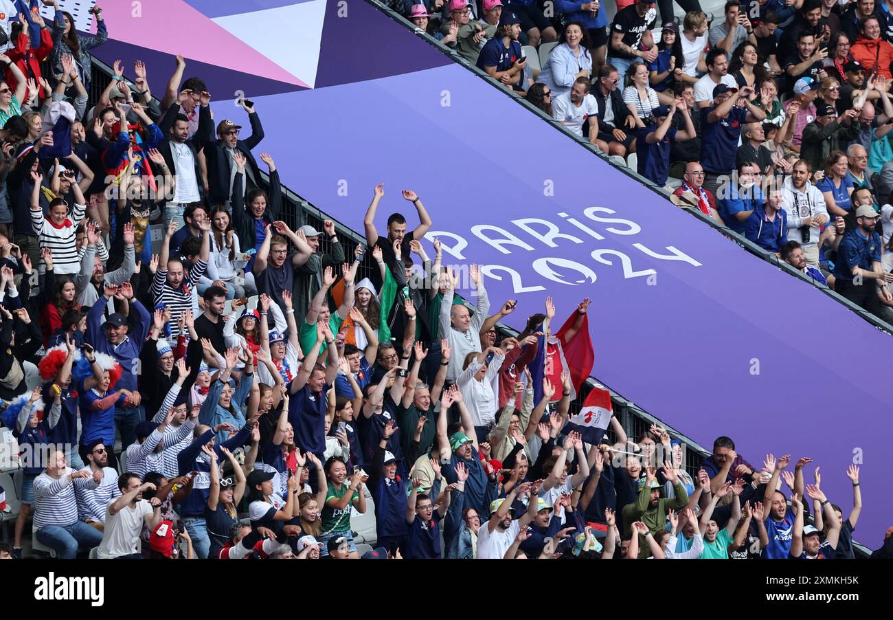 2024 summer olympics spectators hi-res stock photography and images - Alamy