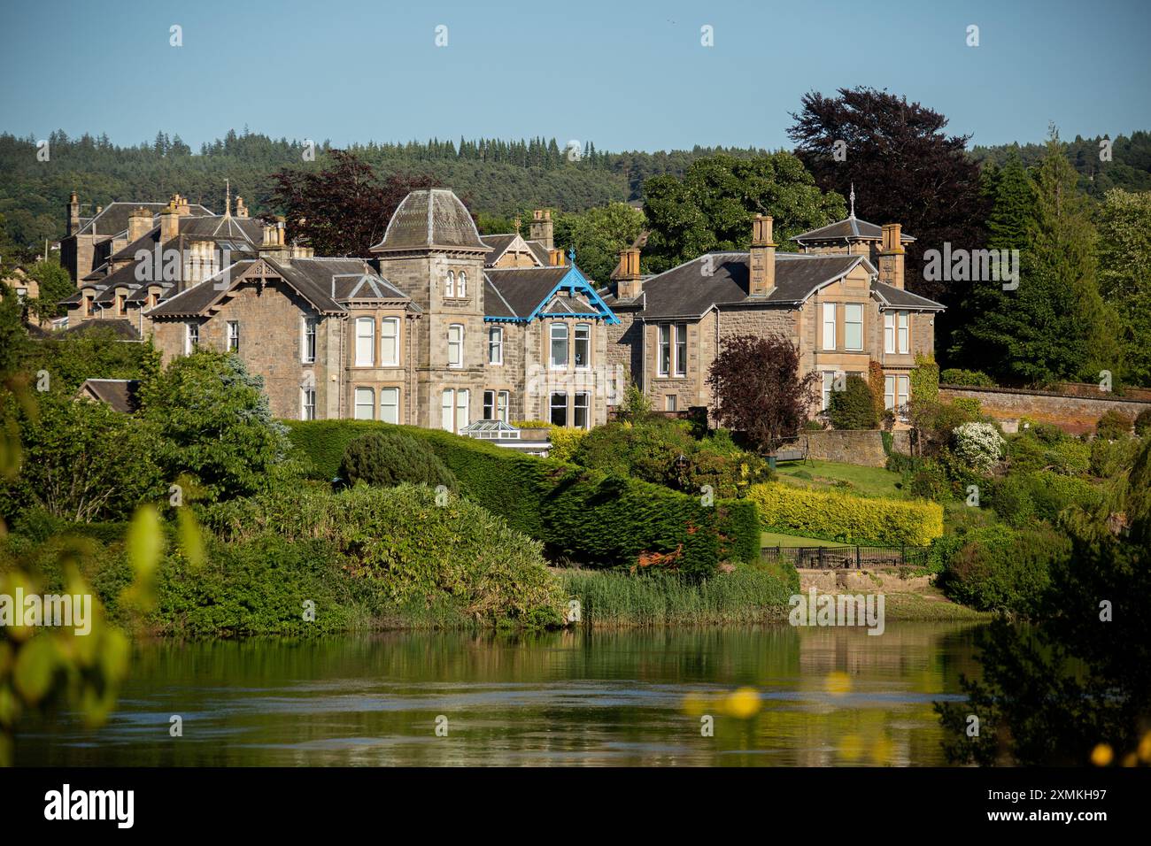 28mm 300mm lens hi-res stock photography and images - Alamy