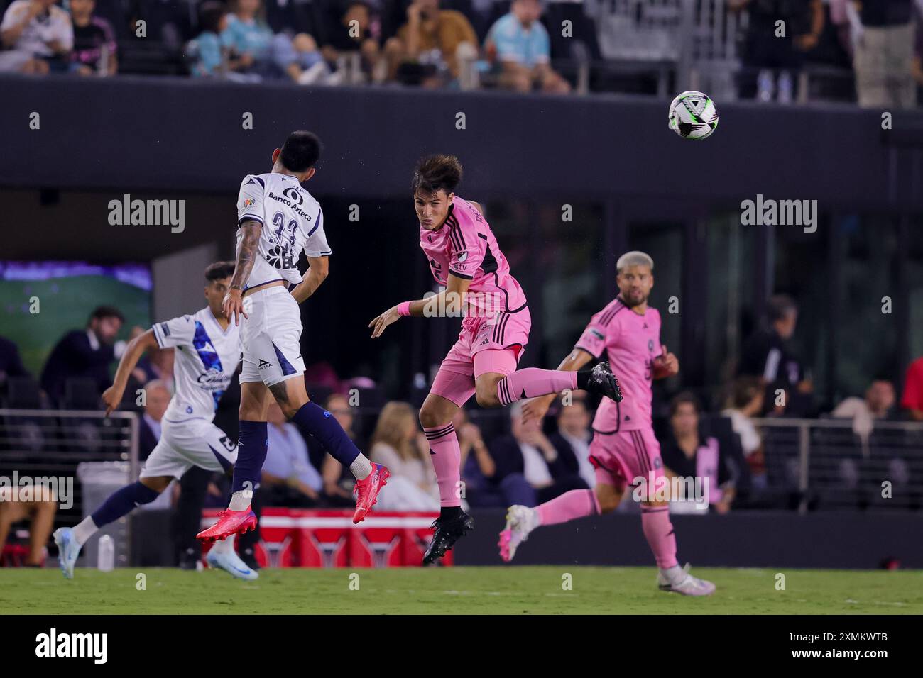 Lionel messi inter miami crowd hi-res stock photography and images - Alamy