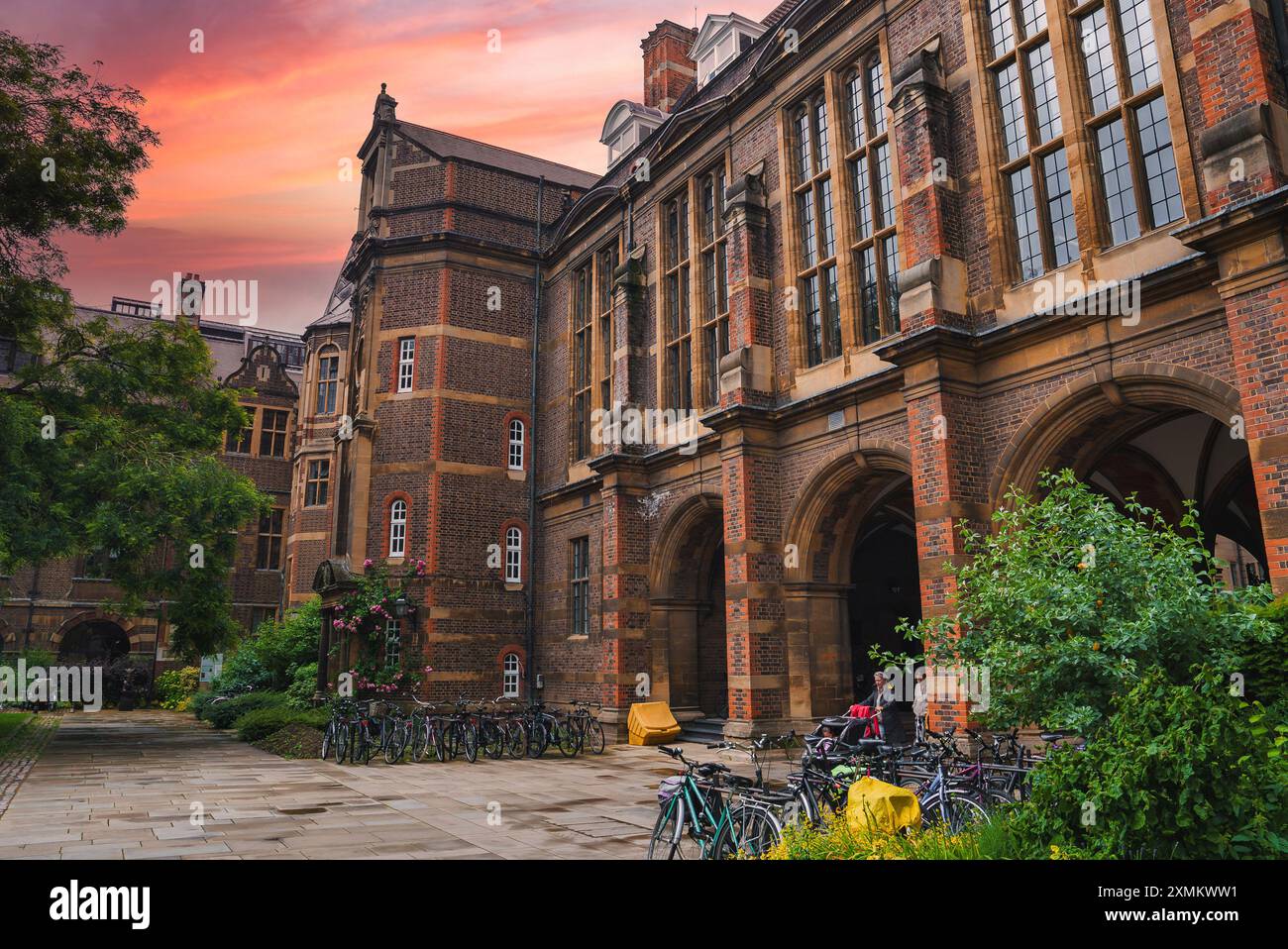 Arched building cambridge hi-res stock photography and images - Alamy