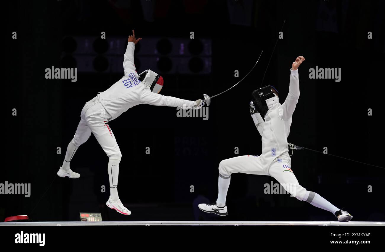 Paris, France. 28th July, 2024. Mohamed Elsayed (L) of Egypt competes ...