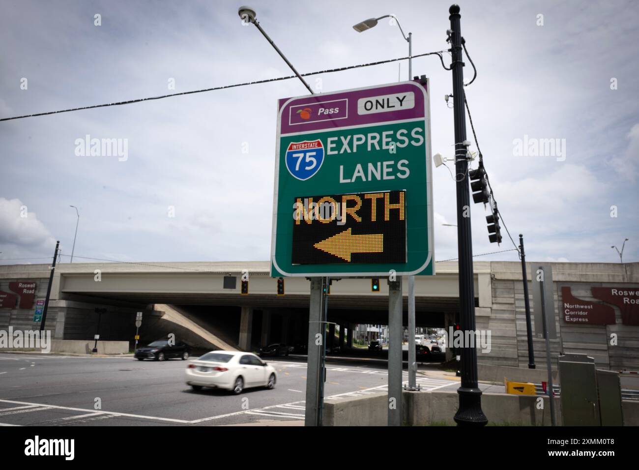 Marietta road sign hi-res stock photography and images - Alamy