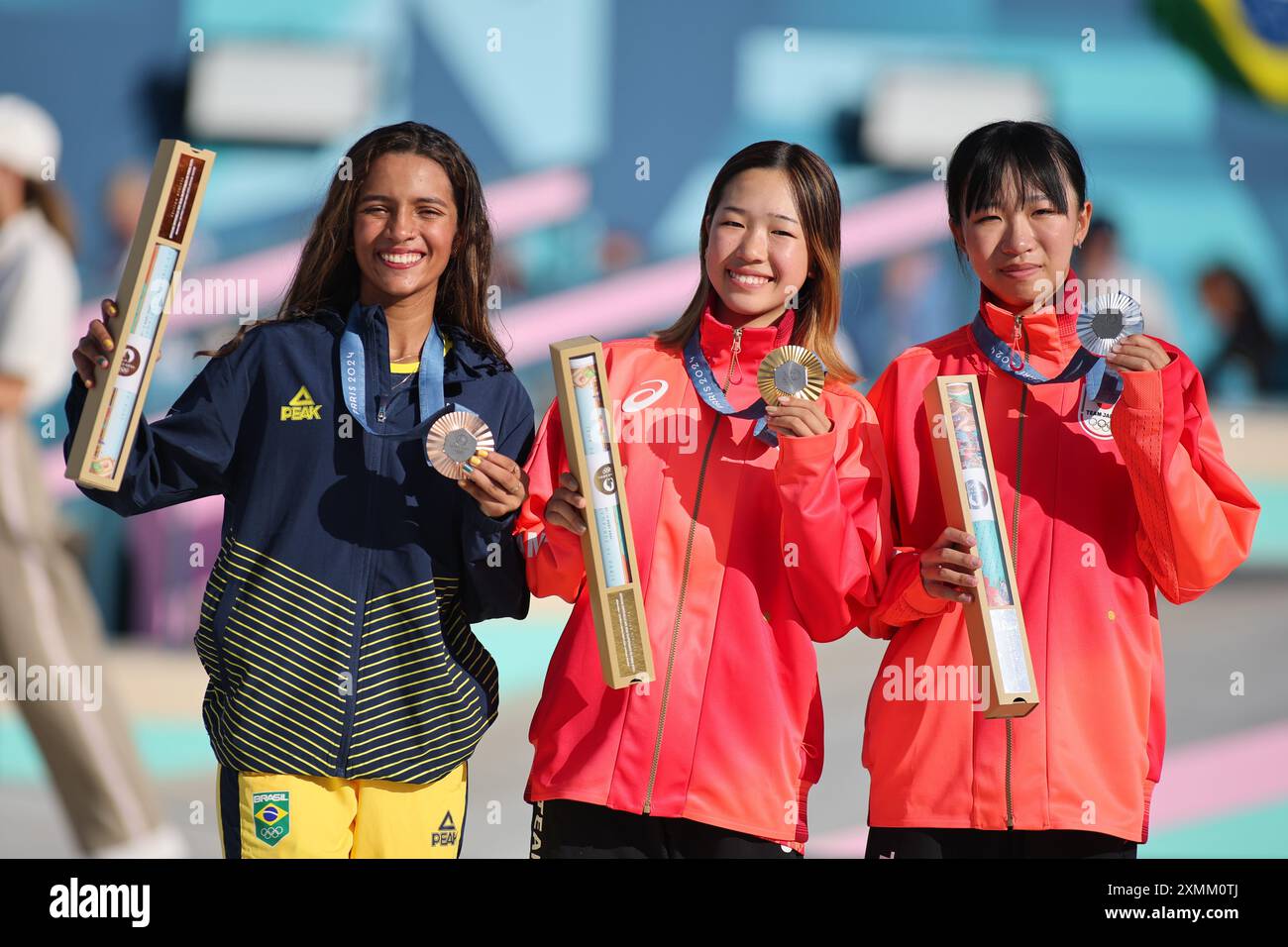 Rayssa LEAL (L) of Brazil, Coco YOSHIZAWA (C) of Japan and Liz AKAMA (R ...