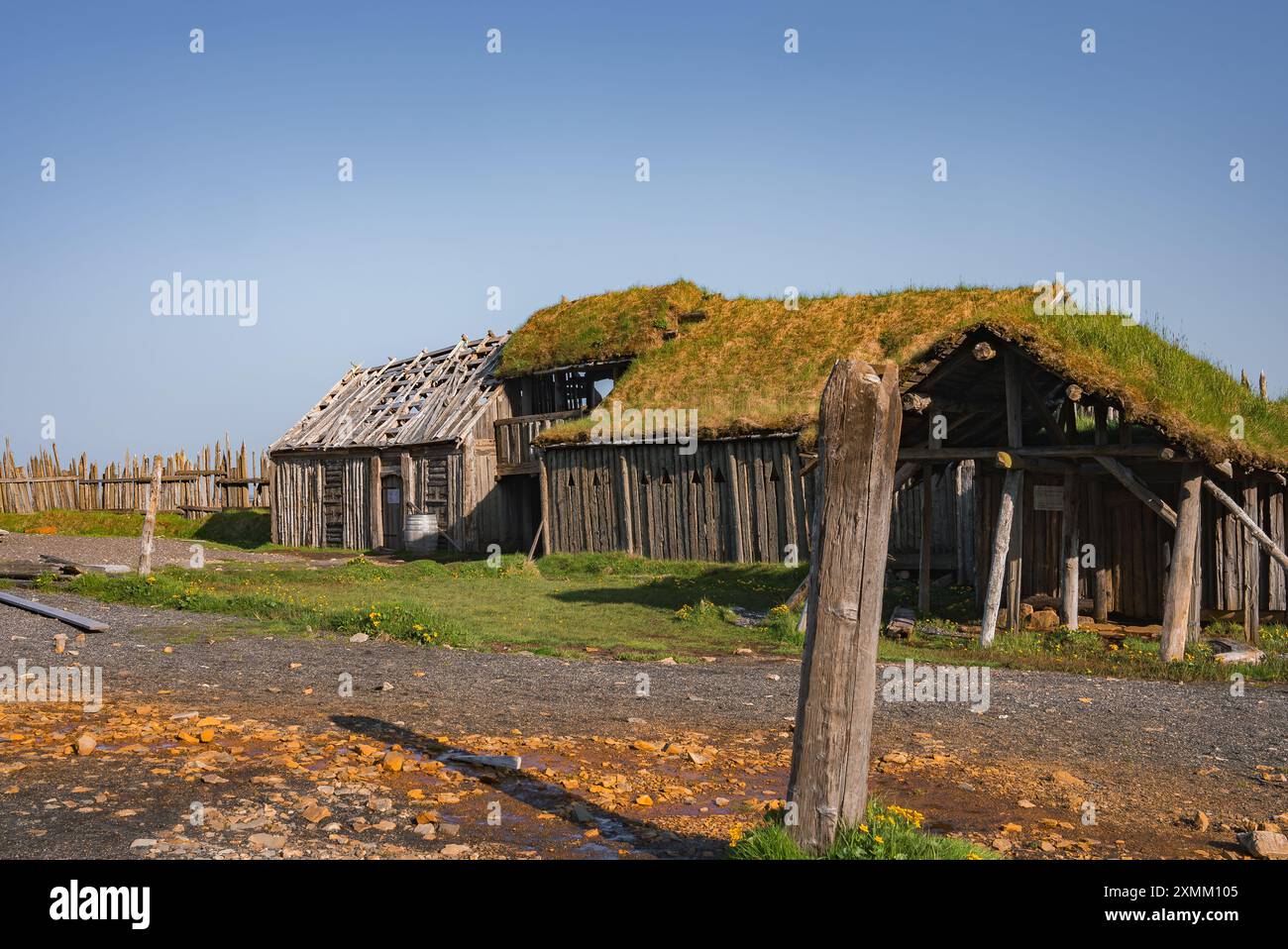 Traditional Icelandic Turf House with Grass Roof in Rural Setting Stock ...