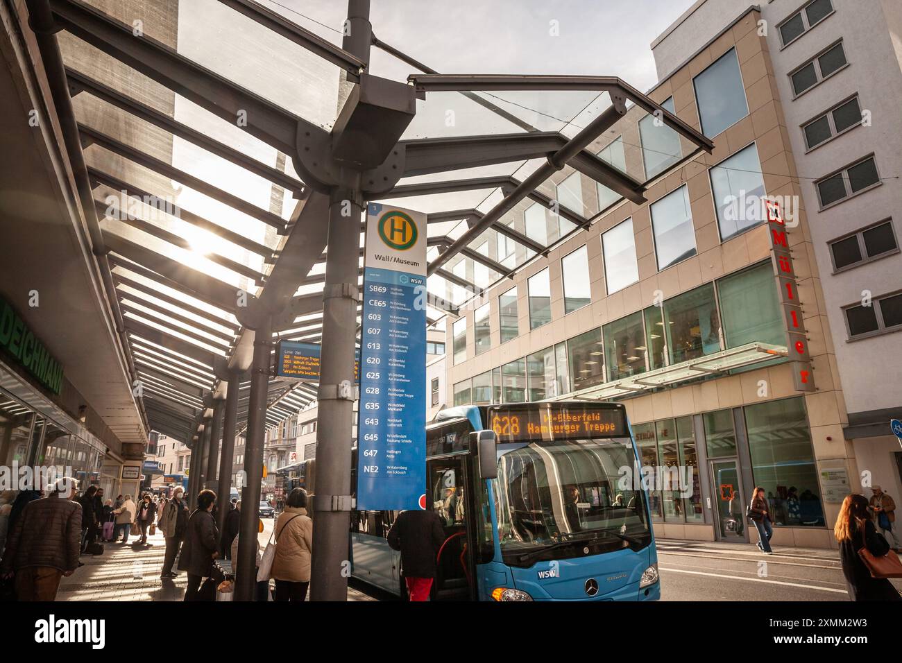 Wuppertaler stadtwerke mobil hi-res stock photography and images - Alamy
