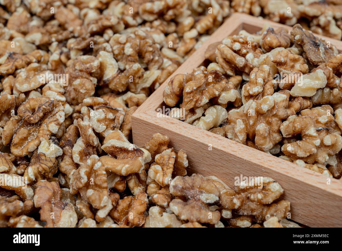 Walnuts close-up. Healthy eating Stock Photo - Alamy