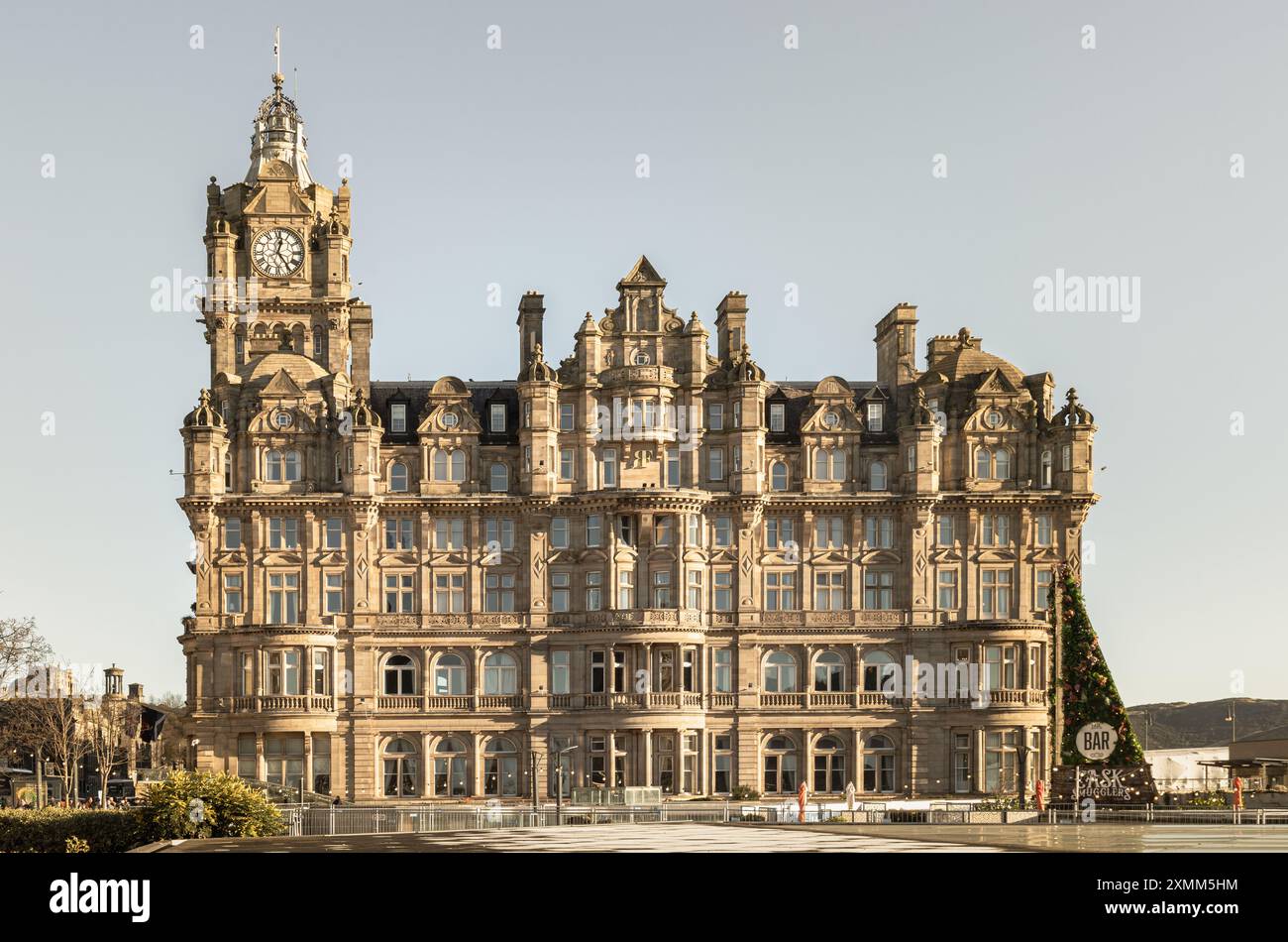 Edinburgh, Scotland - Jan 18, 2024 - Exterior Architectural Victorian ...