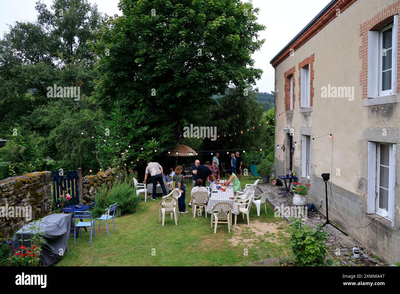 Hamlet and habitat built in granite on granite subsoil in the ...