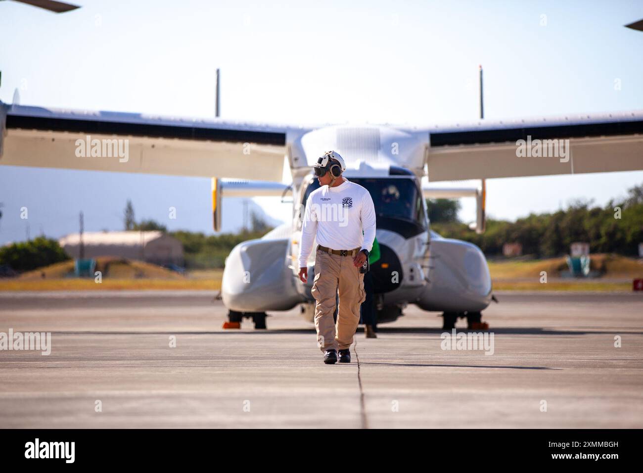 Chief Aviation Electronics Technician Jonathan Cronin assigned to Fleet ...