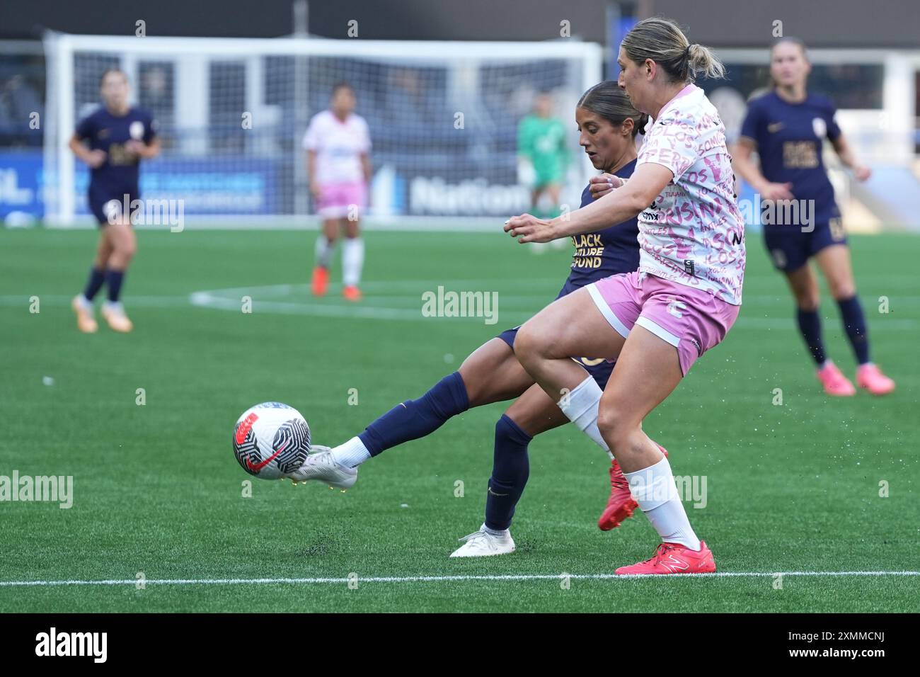 Seattle, United States. 28th July, 2024. Seattle Reign FC midfielder ...