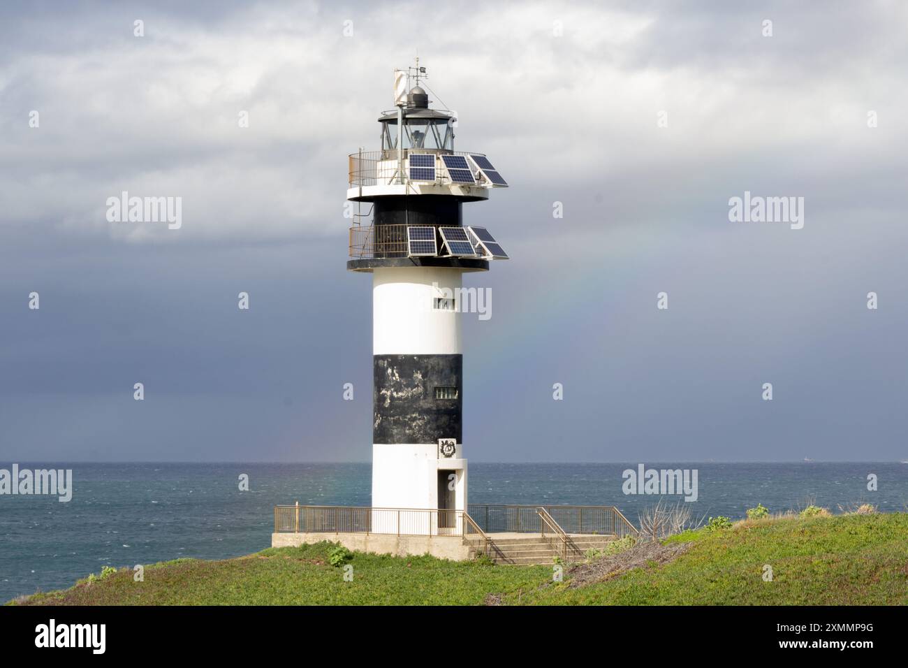 Black and white photo of lighthouse hi-res stock photography and images ...