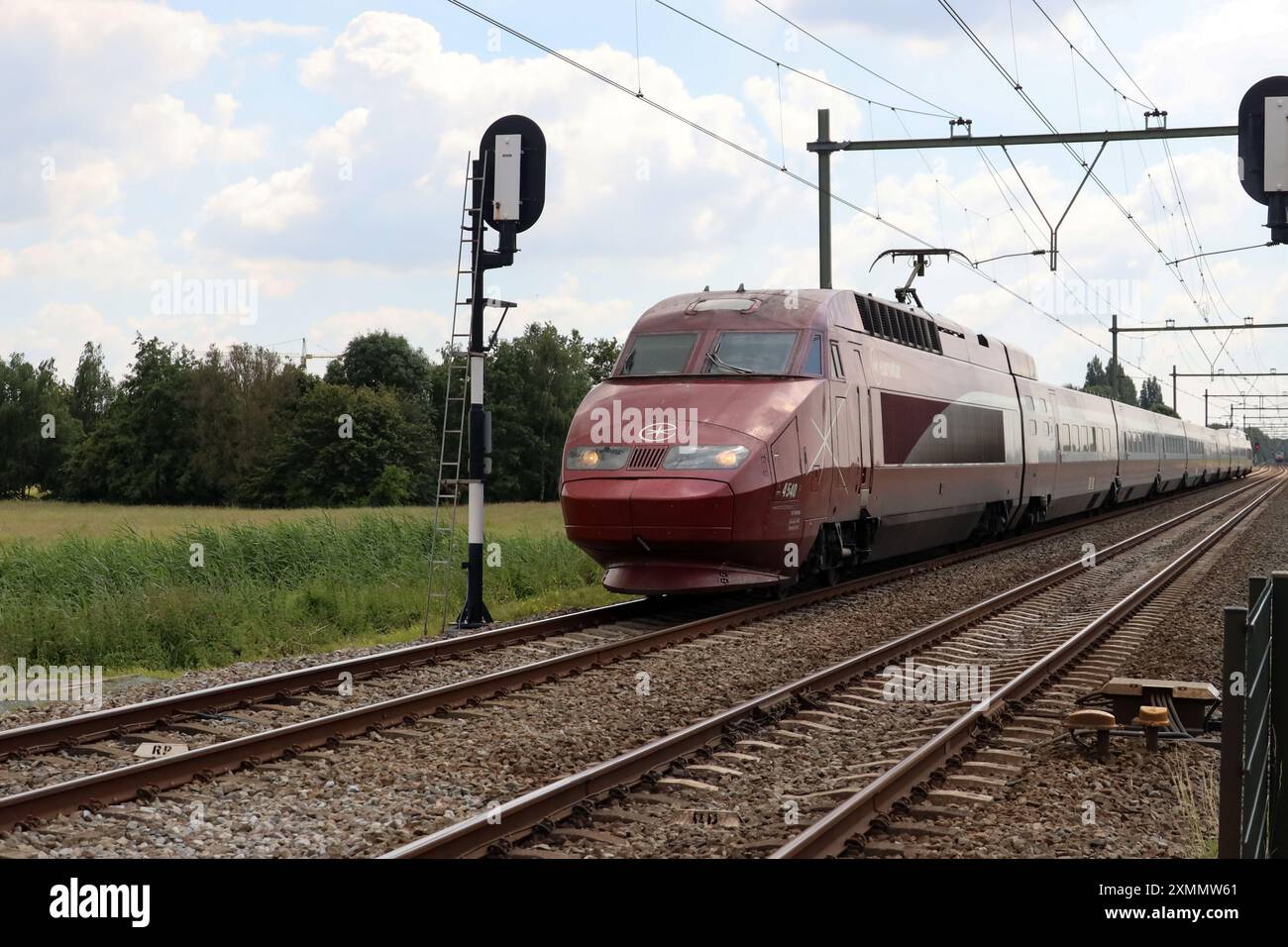 Eurostar high speed train at Moordrecht due to rerouting heading to ...