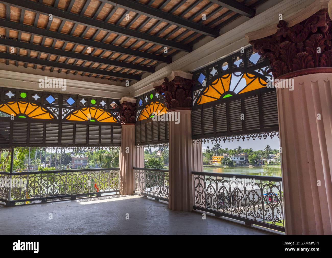 Puthia Rajbari palace terrace, Rajshahi Division, Puthia, Bangladesh ...