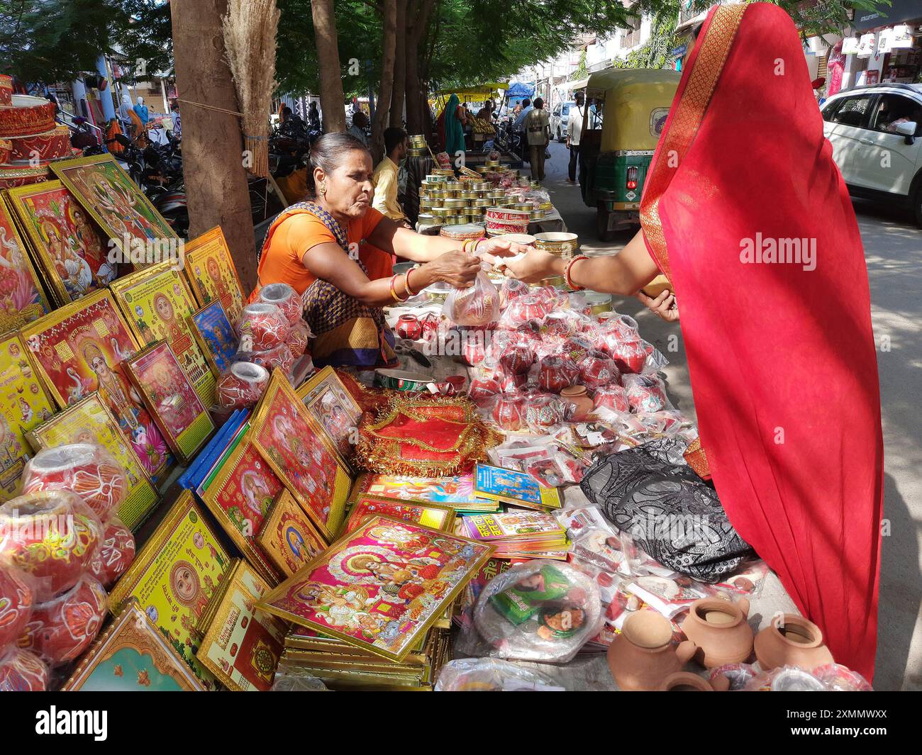 21 October 2021 Dewas, Madhya Pradesh, India. An Indian woman selling ...