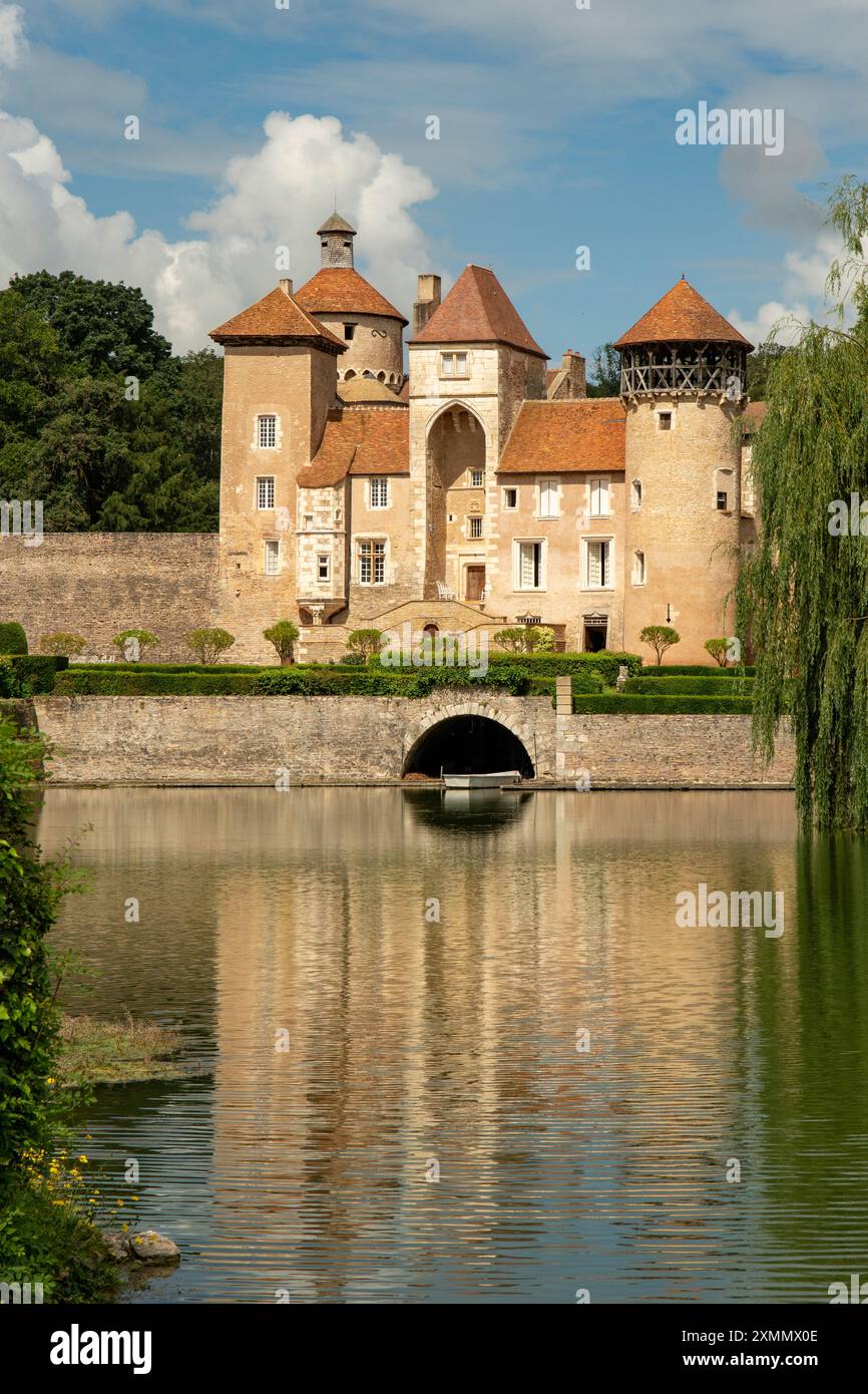 Chateau de sercy hi-res stock photography and images - Alamy