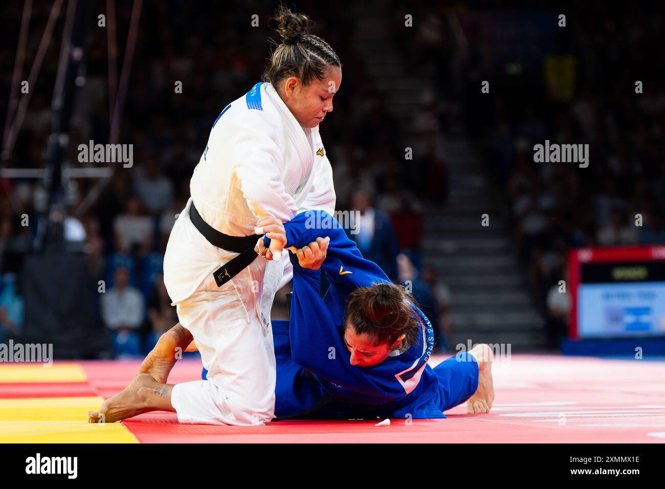 Kristine jimenez hi-res stock photography and images - Alamy