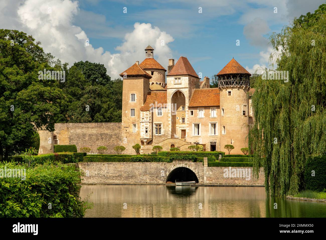Chateau burgundy france landscape hi-res stock photography and images ...