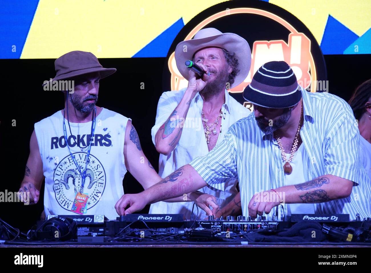 Camucia cautha summer festival hi-res stock photography and images - Alamy