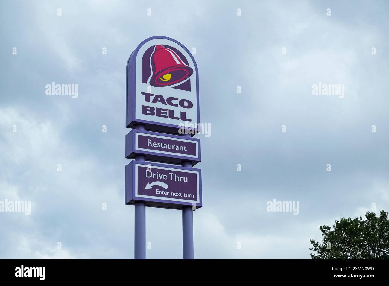 Taco bell, Taco Bell sign, Taco bell logo, sign, signs, logo, Mexican ...