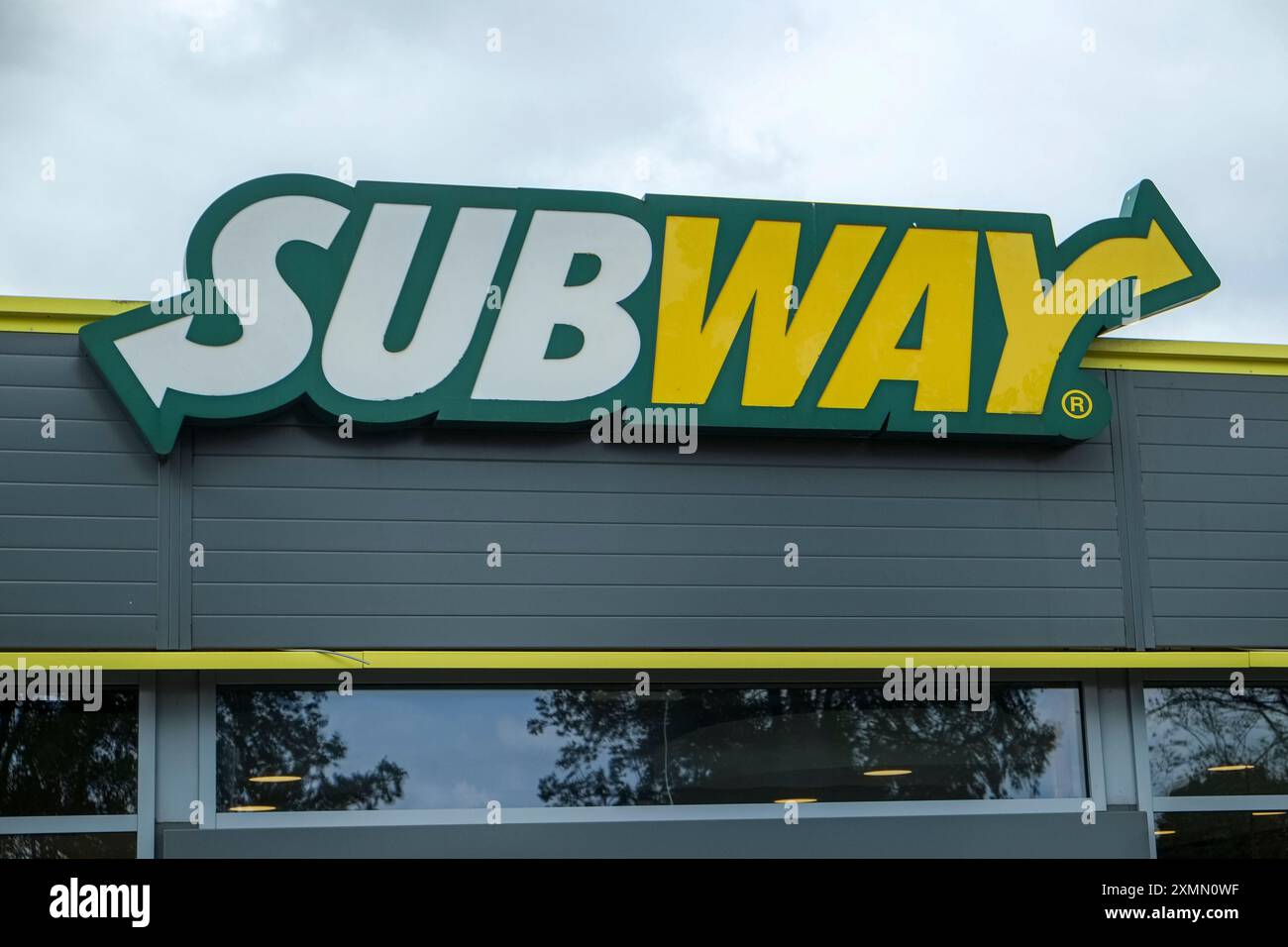 Subway food store, Subway sign, Subway food sign, Subway logo, takeaway ...