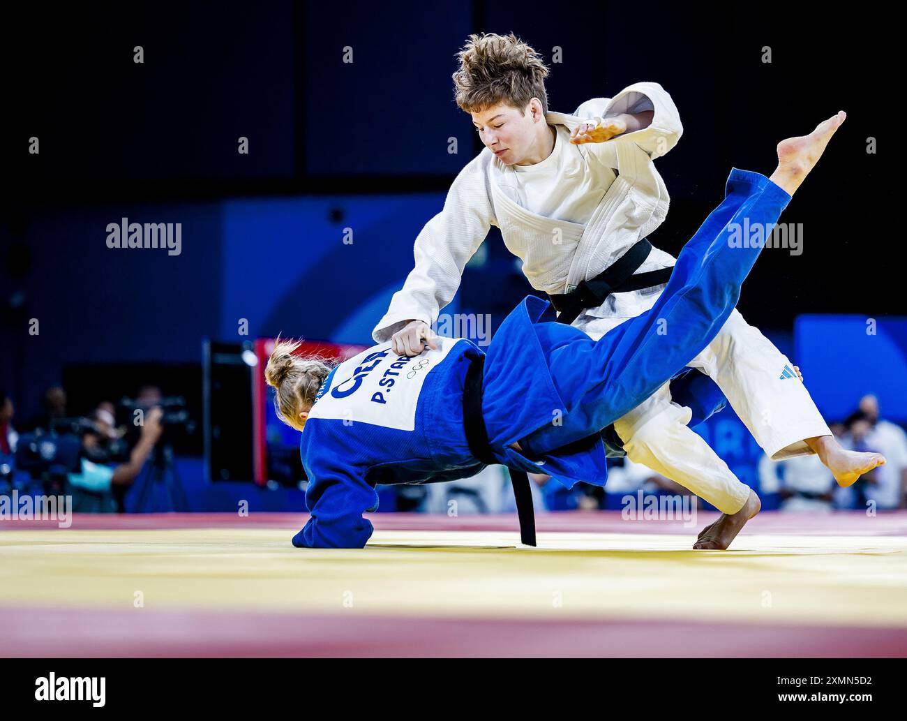 PARIS - Judoka Julie Beurskens in action against the German Pauline Starke in the women's ...