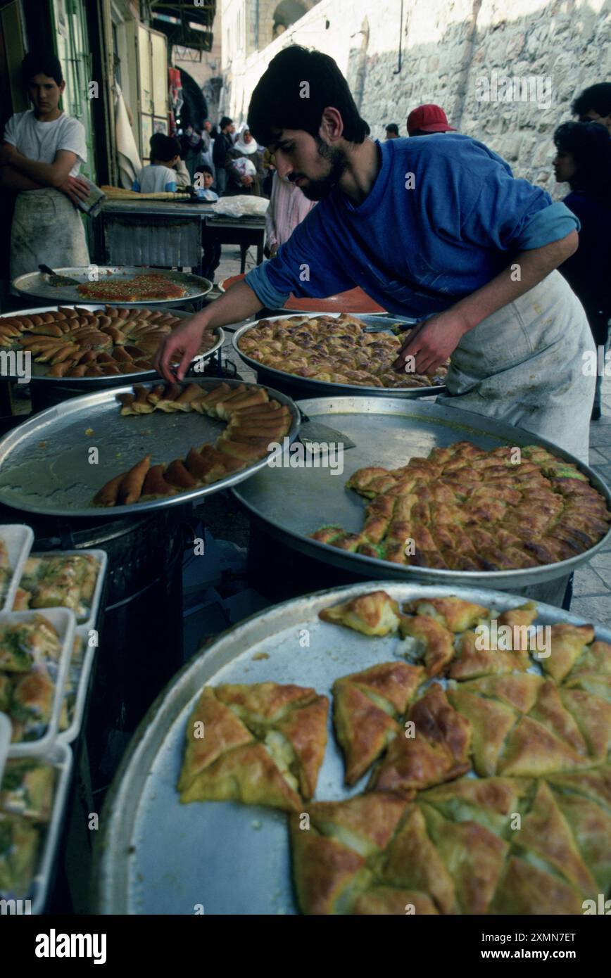 Palestinian market hi-res stock photography and images - Alamy