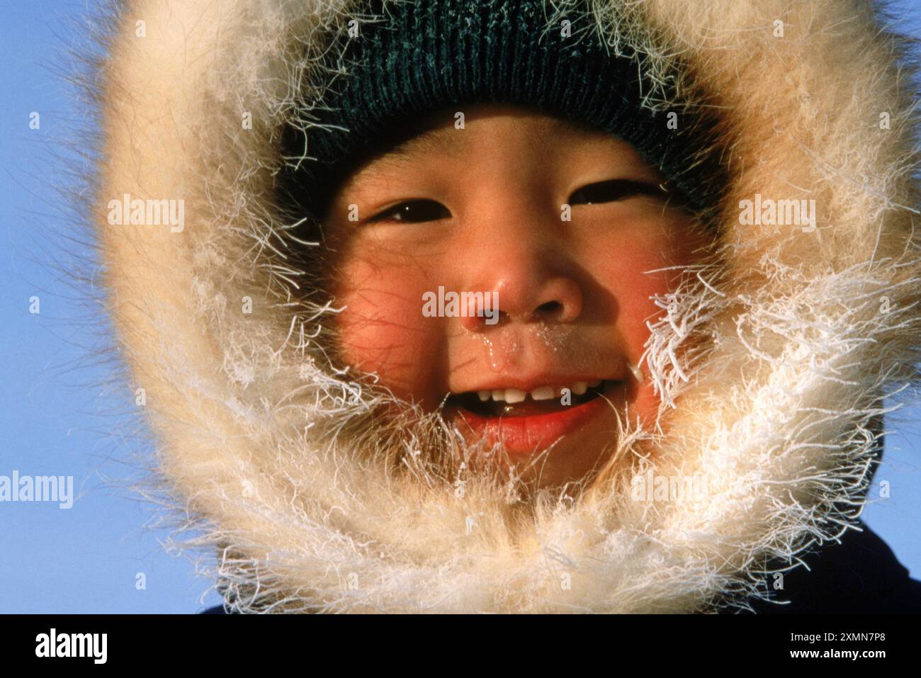 Inuit boy canada hi-res stock photography and images - Alamy