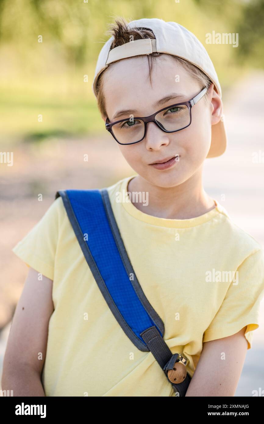 Person having fun beautiful park hi-res stock photography and images ...