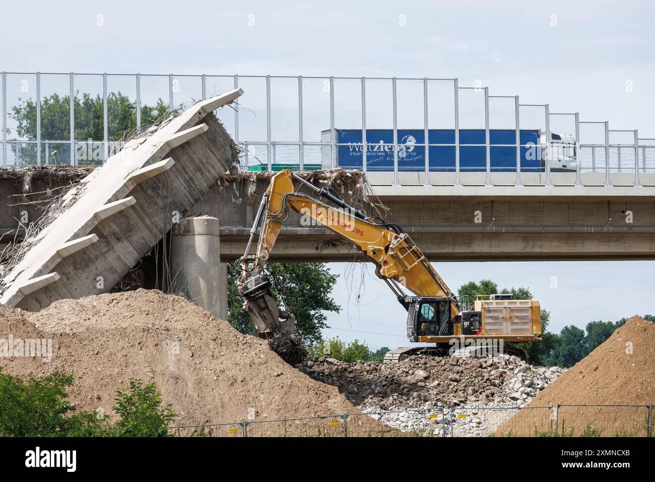 construction site of the new river Rhine bridge of the Autobahn A1 ...