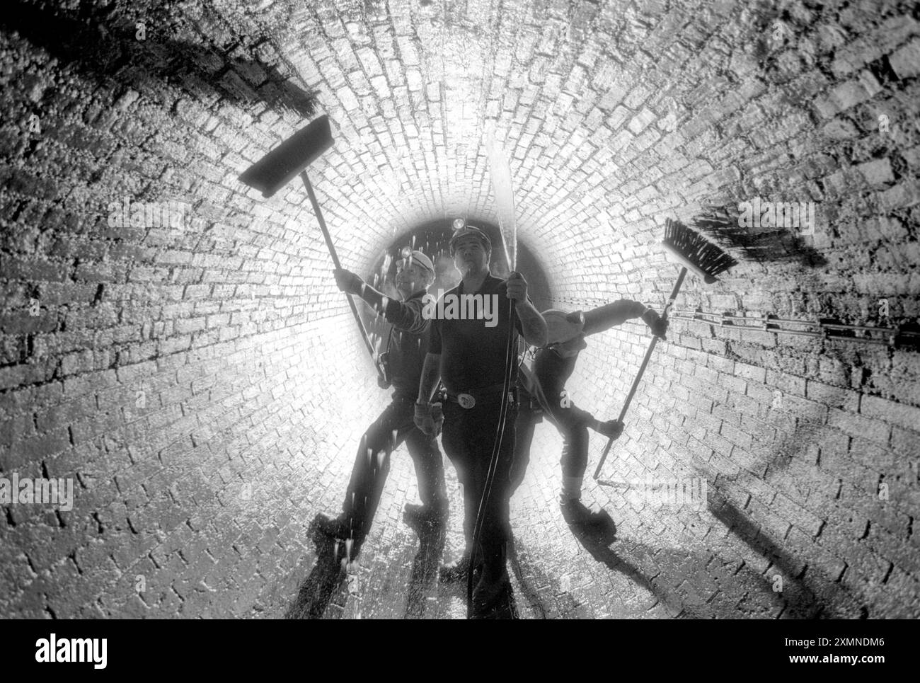 Roger bamber 1998 hi-res stock photography and images - Alamy