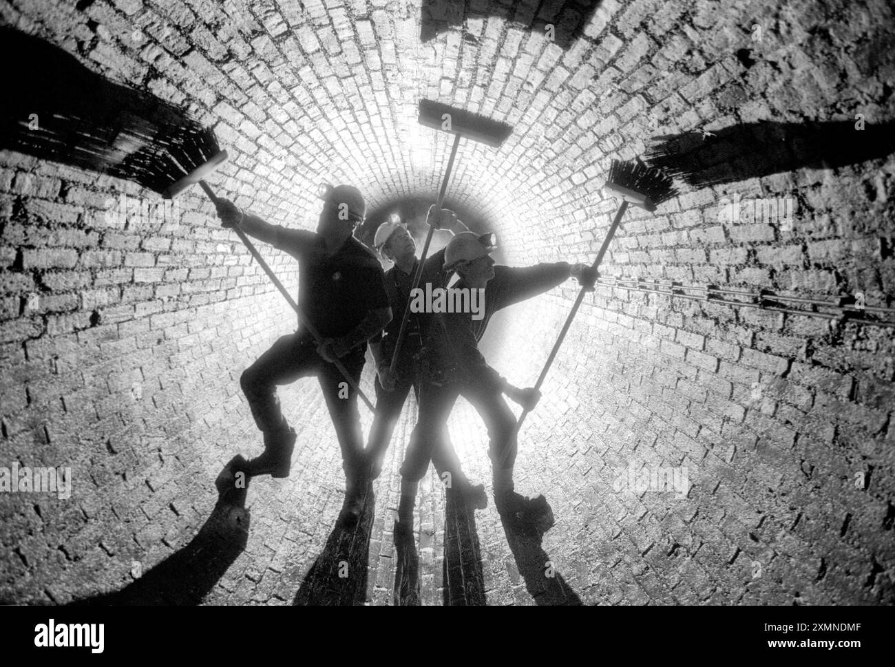 Roger bamber 1998 hi-res stock photography and images - Alamy